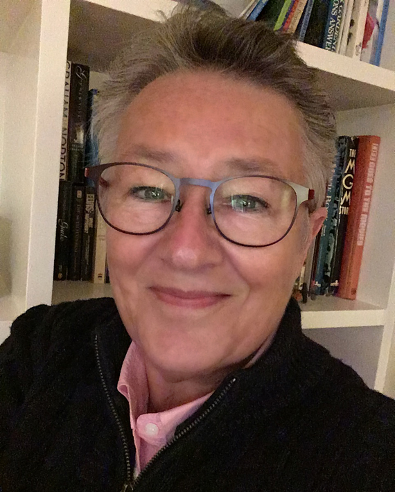 Robyn Giles - GDR 95.7fm